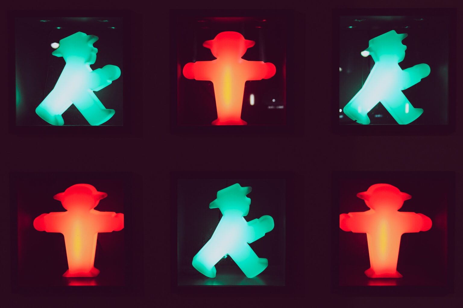 What’s the story behind Berlin’s Ampelmännchen (Traffic Light Man ...