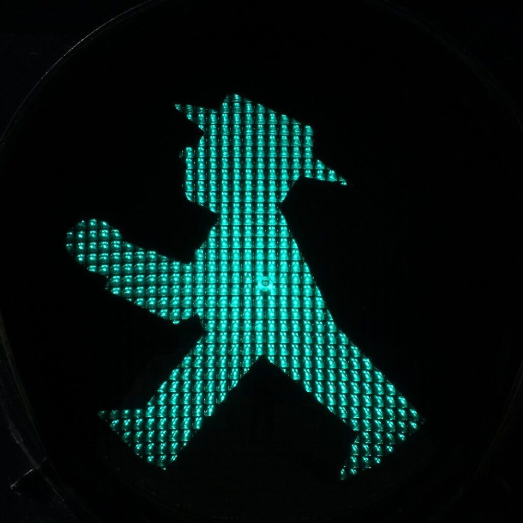 What’s the story behind Berlin’s Ampelmännchen (Traffic Light Man ...